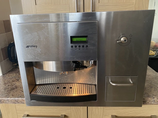 SMEG SCM1-1 MACCHINA DA CAFFÈ INTEGRATA, MACCHINA DA CAFFÈ DA CHICCO A ...