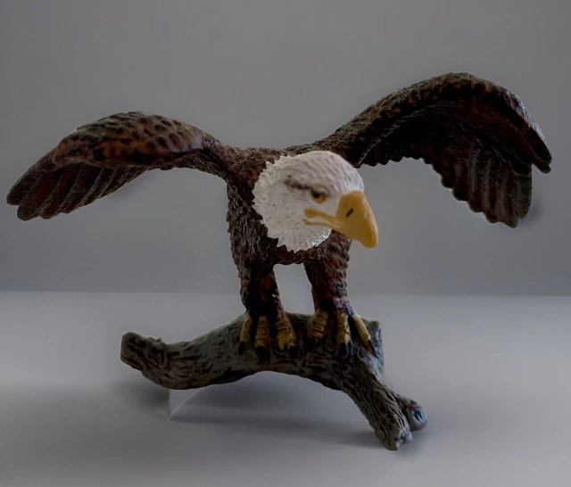 SCHLEICH NORTH AMERICA Bald Eagle Figure Brown Wings Raised Flap Bird £ ...