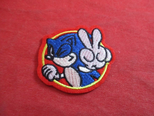SONIC THE HEDGEHOG Winking and Giving Peace Sign Red & Blue Color Patch ...