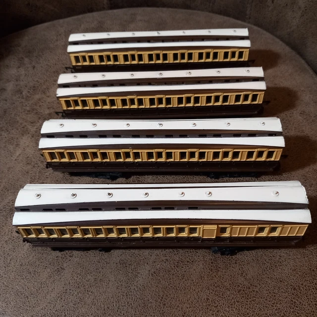 X4 TRIANG HORNBY R332 R333 GW GWR CLERESTORY COMPOSITE & BRAKE COACHES ...