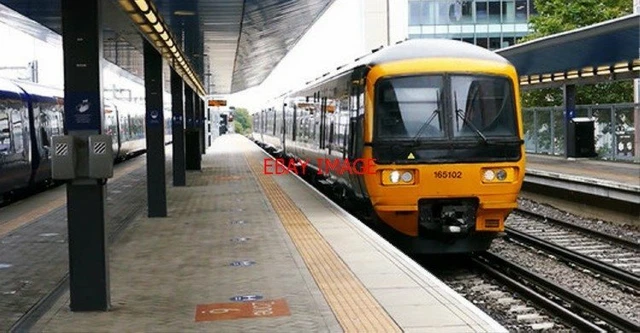 PHOTO GREAT Western Railway 165 Class Dmu 165 102 Arriving At Reading ...