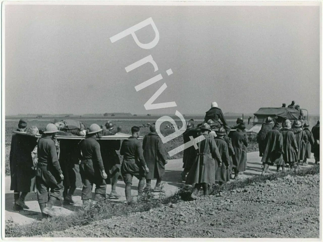 FOTO XL WK II verwundete Franzosen Transport Soldaten France B 1.69 EUR ...