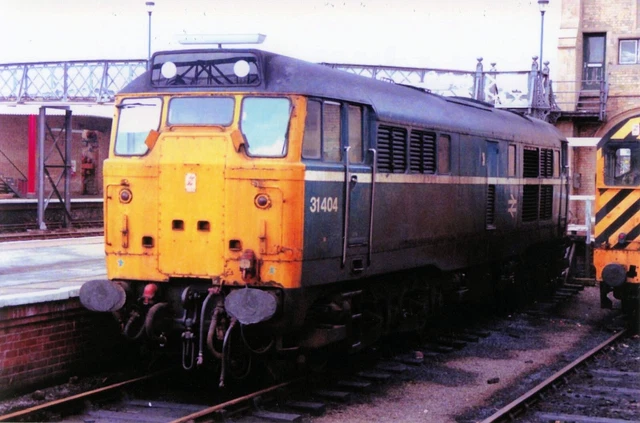 CLASS 31 NO 31404 in blue with white stripe at lincoln centrall £1.20 ...