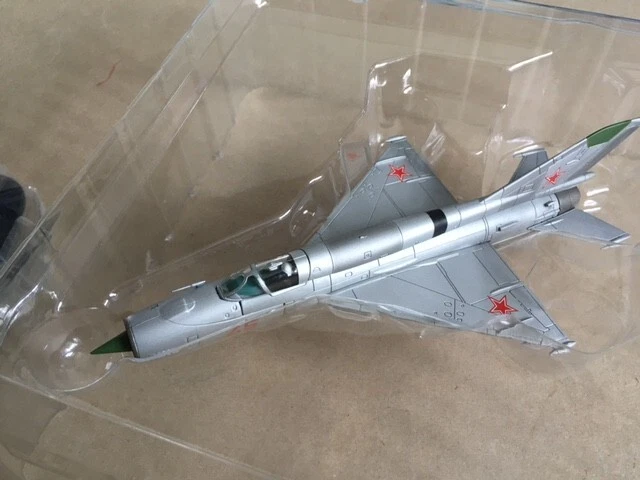 HOBBYMASTER MIKOYAN MIG-21 Fishbed Soviet Russian Fighter 1/72 Diecast ...
