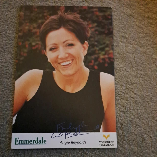 EMMERDALE ANGIE REYNOLDS signed phot-card £1.17 - PicClick UK