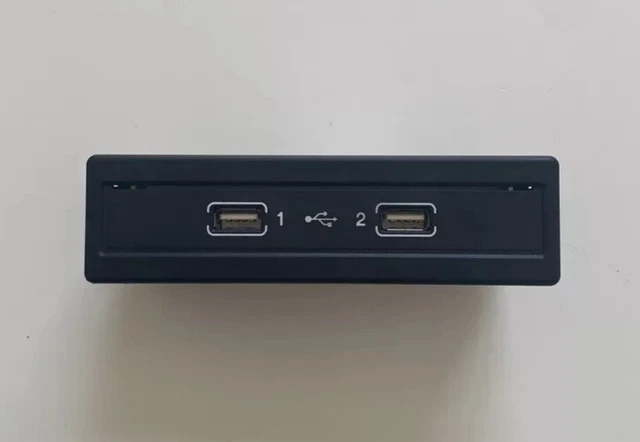 MERCEDES W205 W213 W190 W447 V-Klasse Buchse Multimedia USB Anschluß ...