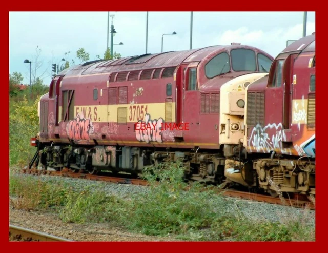 PHOTO CLASS 37 Loco No 37175 1St Row 2Nd 37203 3Rd 37310 - 37051 At ...