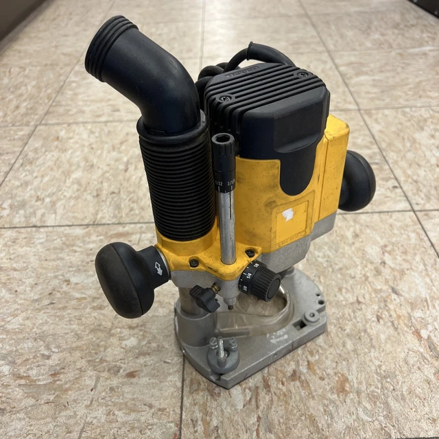 DEWALT DW621 PLUNGE Router 2HP Variable Speed Electric EUR 86,07 ...