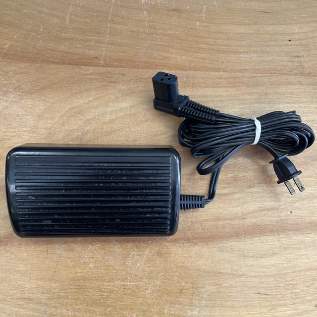 PÉDALE DE PIED de machine à coudre Singer CR309-B contrôleur de prise à ...