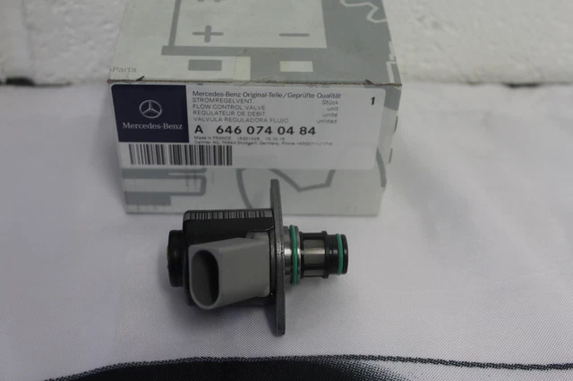 NEW GENUINE MERCEDES-BENZ OM646 Diesel Fuel Pump Flow Control Valve ...