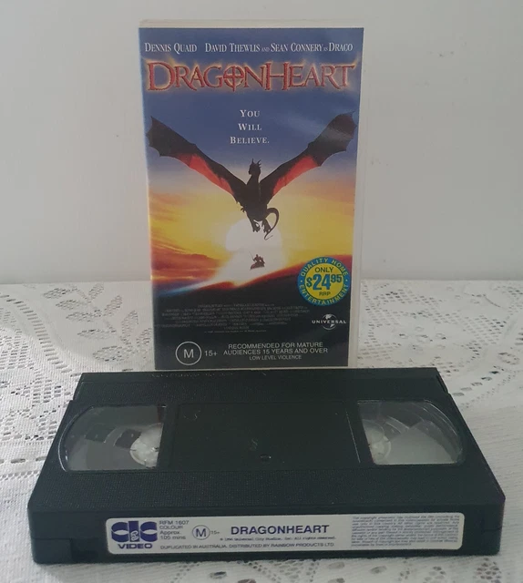 DRAGON HEART, DENNIS Quaid, VHS Tape, Vintage Video, Movie, M, 1996 $10 ...