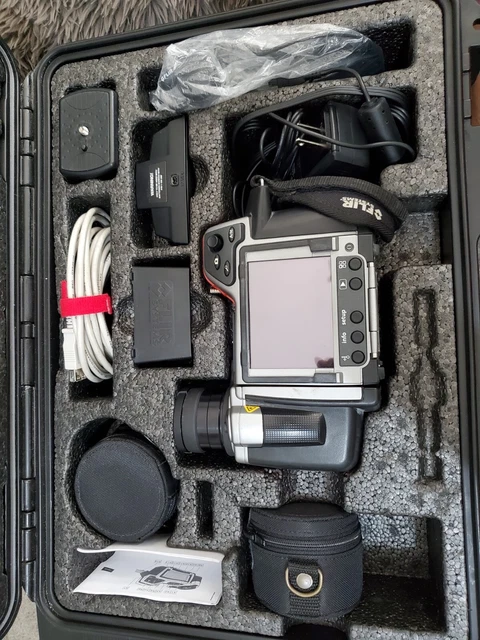 CAMÉRA INFRAROUGE IMAGEUR thermique Flir T300 avec étui et chargeur P/N ...
