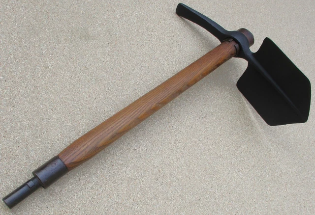 ORIGINAL BRITISH ARMY:&WW2 ENTRENCHING TOOL" (Helve Dated 1945) £59.99 ...