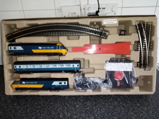 HORNBY HST 125 Set With BR blue Locos And Coach And Brand New Track Etc ...
