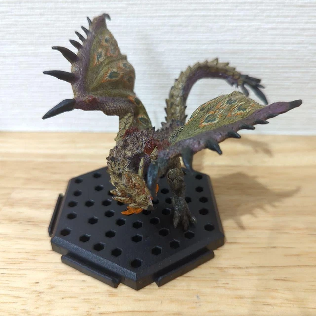 FIGURINE EN COLÈRE de Monster Hunter Dreadqueen Rathian EUR 61,62 ...
