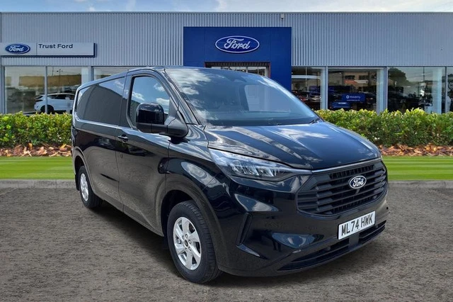 FORD TRANSIT CUSTOM 300 Limited L1 SWB FWD 2.0 EcoBlue 136ps Low Roof ...