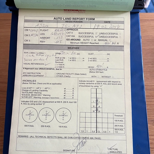 ATLASJET AIRBUS A320 TC-ATJ Cockpit Autoland Report Form Book £39.99 ...