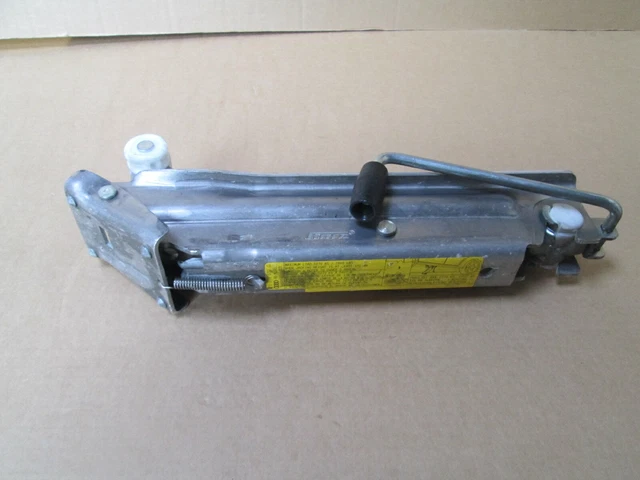 NEUF ORIGINAL AUDI A6 RS6 2006>2011 Cric 4F0011031G EUR 34,62 - PicClick FR