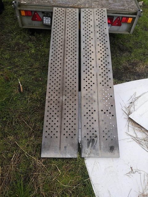 GENUINE IFOR WILLIAMS Trailer 6FT STEEL SKIDS LOADING RAMPS 1500kg Each ...