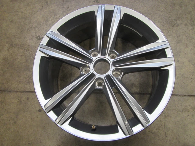 ORIGINAL VW GOLF VII type 5G "SEBRING" 17-inch alloy rim 5G0601025DD ...