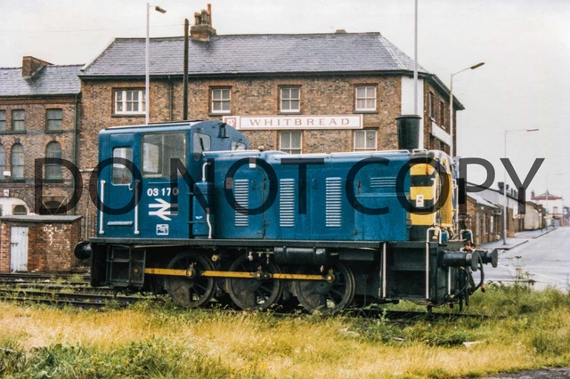 UK DIESEL TRAIN Railway Photograph Of Class 03 03170 Loco. Rm03-45 £1. ...