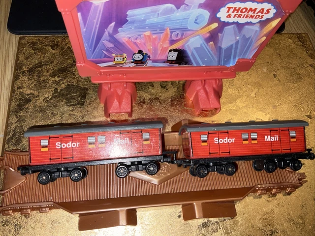 THOMAS THE TANK Engine ERTL Sodor Mail Coaches £4.00 - PicClick UK