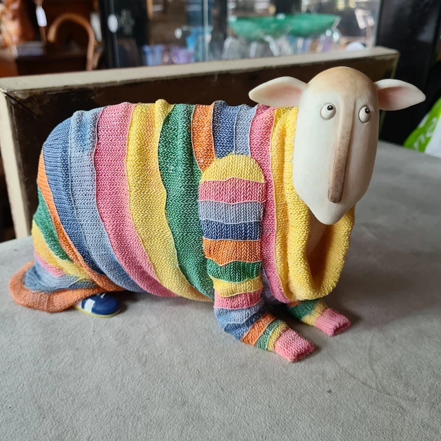 'EWE & ME' sheep, Toni Goffe/Enesco, A6846 Grandmas Present & A7593 ...