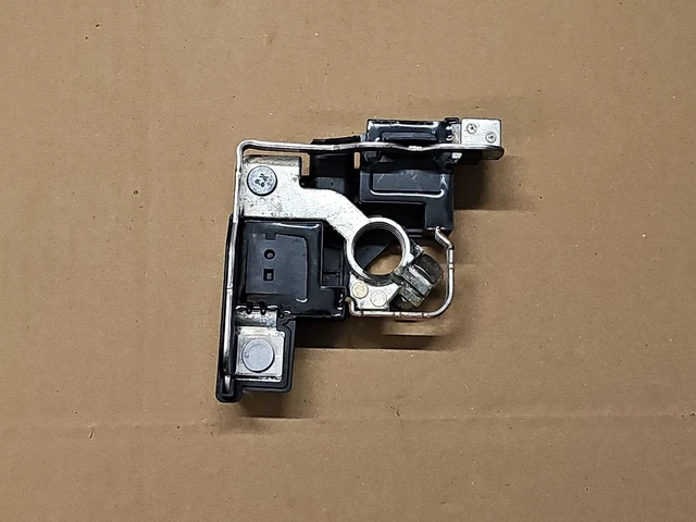 MERCEDES BENZ STROMBEGRENZER Batteriesensor A2469069600 EUR 39,00 ...