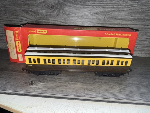 TRI-ANG HORNBY R332 OO Gauge GWR Clerestory Composite Coach 5017 ...