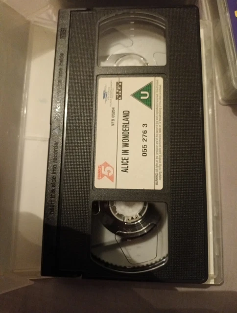 GOODTIMES VHS TAPES Alice in Wonderland, The Hutchback Of Notredame ...