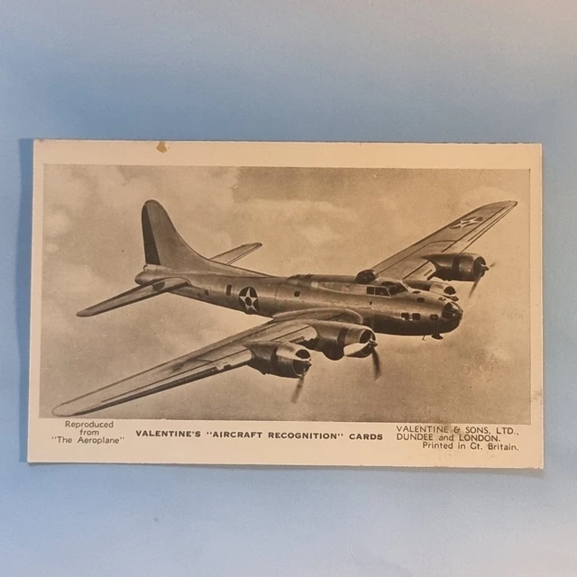 WW2 AIRCRAFT RECOGNITION Postcard C1940 USAAF Boeing Flying Fortress ...