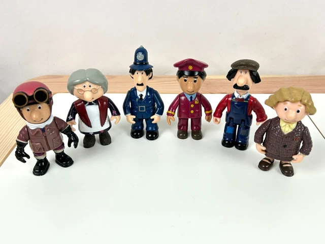 POSTMAN PAT FIGURES Bundle, Dr Sylvia Gilbertson, Ted Glen, Mrs Goggins ...