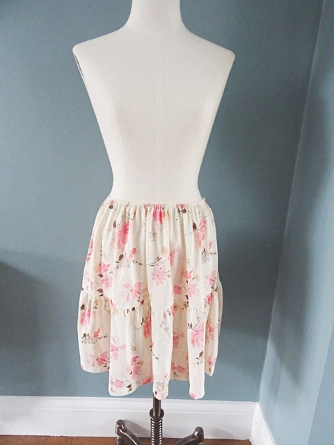 VINTAGE HALF SLIP Petticoat 1970s Mini Beige Pink Floral Nylon Ladies ...