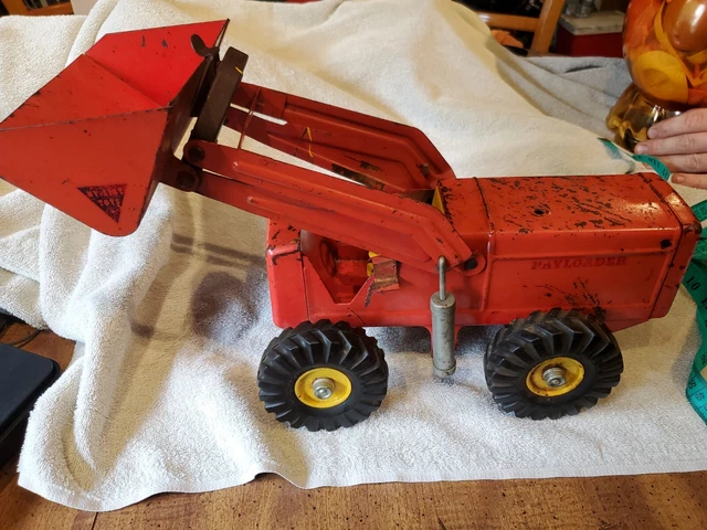 VINTAGE NYLINT PAYLOADER Pressed Steel Front-End Loader Red Toy Truck ...