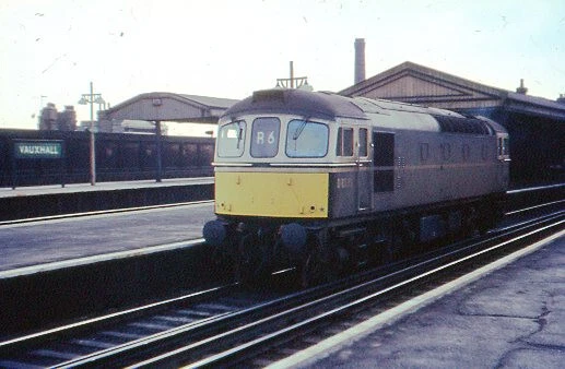 ORIGINAL COLOUR SLIDE of D6539 BR class 33 Crompton diesel loco £4.99 ...