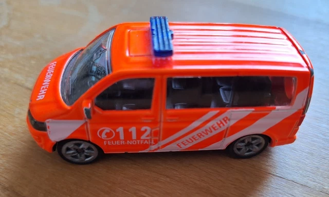 SIKU SUPER SERIE 1460 *VW Bus* Feuerwehr 112 *Feuer-Notfall* EUR 1,00 ...