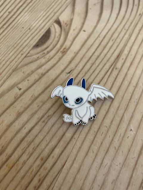 HOW TO TRAIN Your Dragon Toothless light Fury Character Enamel Pin ...