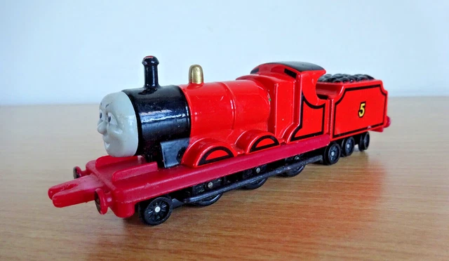 ERTL THOMAS THE Tank Engine JAMES The Red Engine Diecast Train Vintage ...