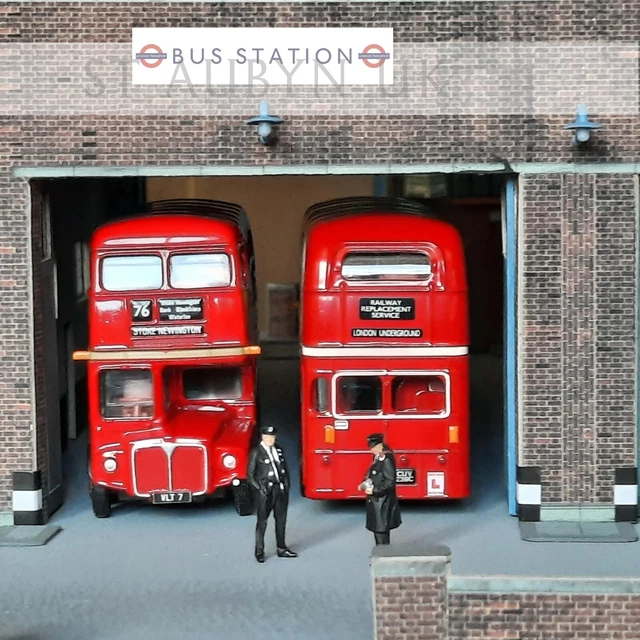 OO GAUGE BUS Station Decal Kit London Transport Postwar 1940'S - 1960'S ...