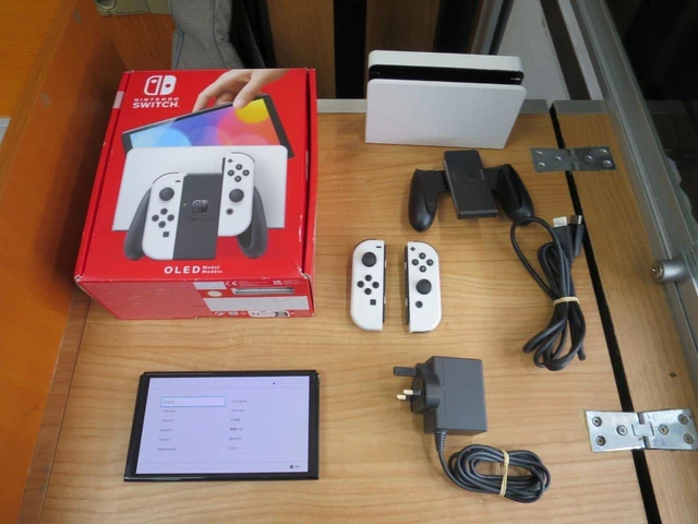 NINTENDO SWITCH OLED Model 64GB (White Joycons) (Boxed) EUR 257,13 ...