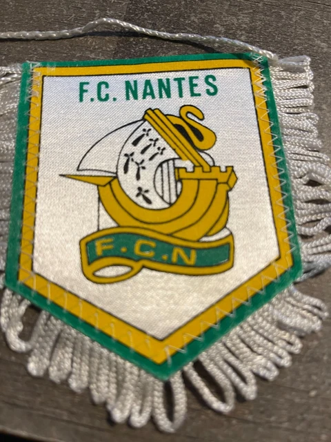 ANCIEN PETIT FANION pennant wimpel § FC NANTES § FRANCE EUR 6,50 ...