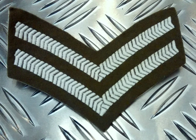 GENUINE BRITISH ARMY No2 Corporal Rank Stripes Chevrons Badges Patches ...