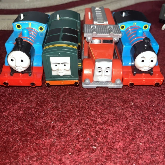 TOMY TRACKMASTER THOMAS bundle working toy trains desc £11.85 - PicClick UK