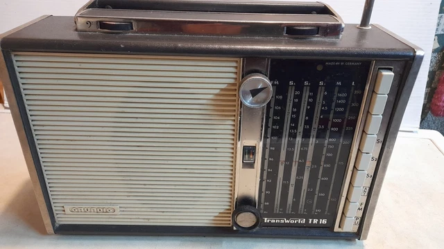 GRUNDIG TRANSWORLD TR16 1960s Transistor Radio Fm/MW/SW Radio ...