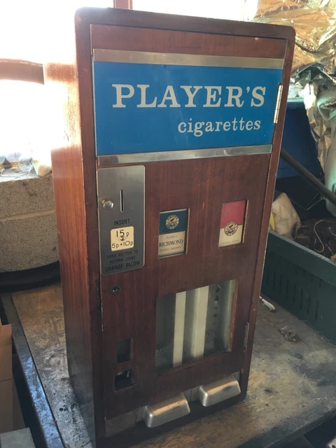 VINTAGE PLAYERS CIGARETTE vending machine Railway Station Vendor 1960’s ...