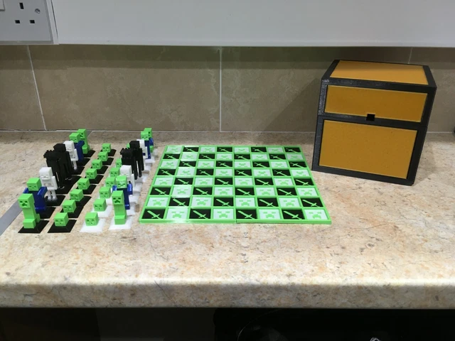 3D PRINTED CHESS Set Minecraft Style Chess, Gameboard, Pieces and chest ...