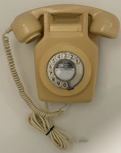 VINTAGE GPO 741 Wall Mounted Rotary Dial Telephone - Ivory Colour ...
