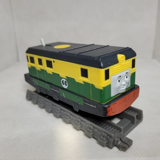 THOMAS & FRIENDS Trackmaster Motorised Philip (Not TOMY) $15.00 ...