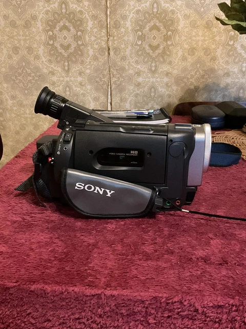 SONY HANDYCAM CCD-TR3200E Analog Camcorder 8mm Hi 8 Video 8 SP/LP. £110 ...