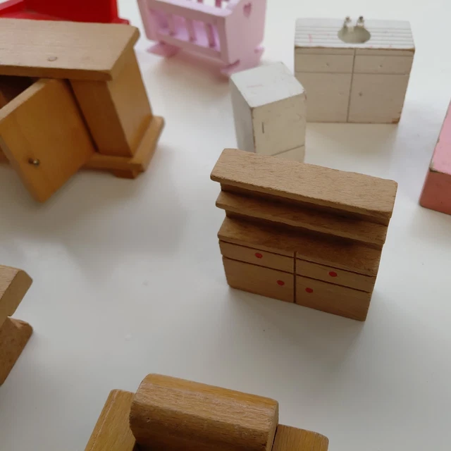 BUNDLE WOODEN DOLLS House Furniture in Good Condition £1.16 - PicClick UK